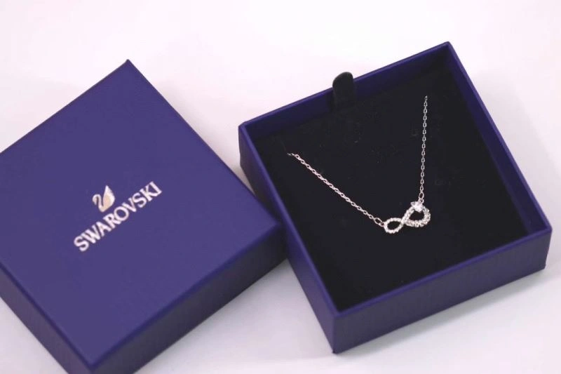 Accurate model Swarovski Necklaces