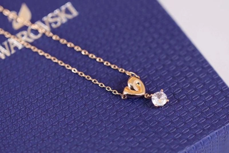 Economical Swarovski Necklaces