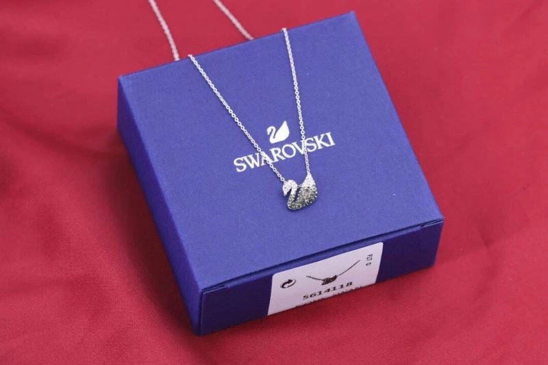 Exact replica Swarovski Necklaces