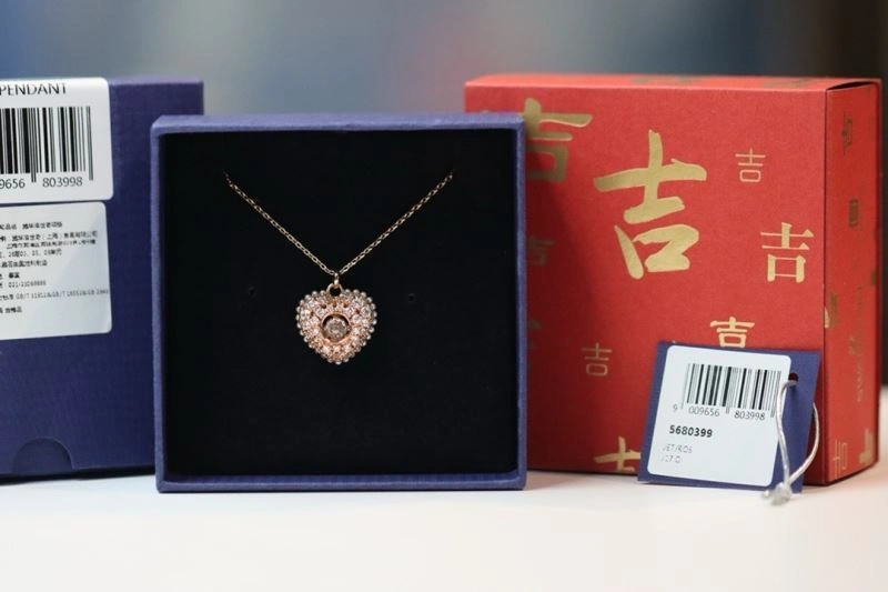 Factory-made Swarovski Necklaces