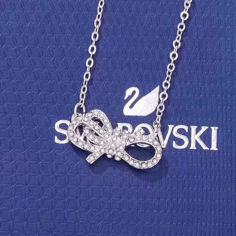 Indistinguishable Swarovski Necklaces