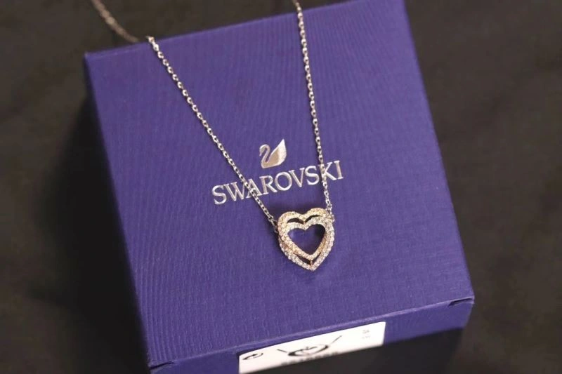 Exact replica Swarovski Necklaces
