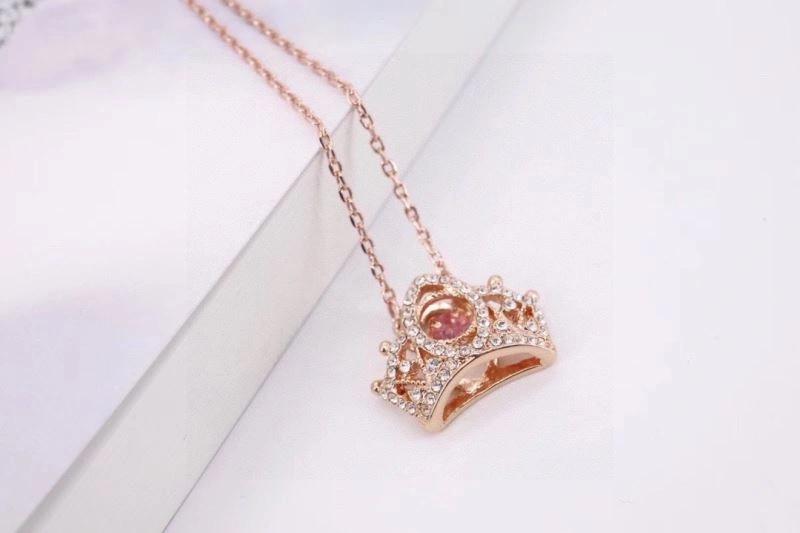 High accuracy Swarovski Necklaces