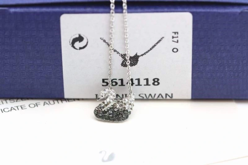 Low-cost Swarovski Necklaces