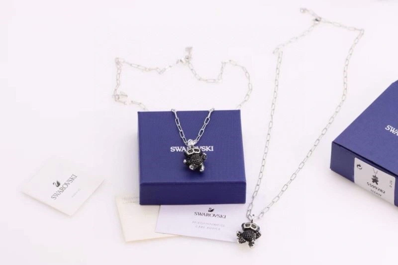 Bargain Swarovski Necklaces