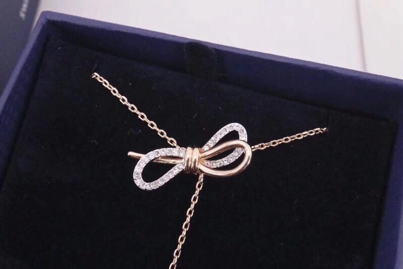 Brand-authenticated Swarovski Necklaces