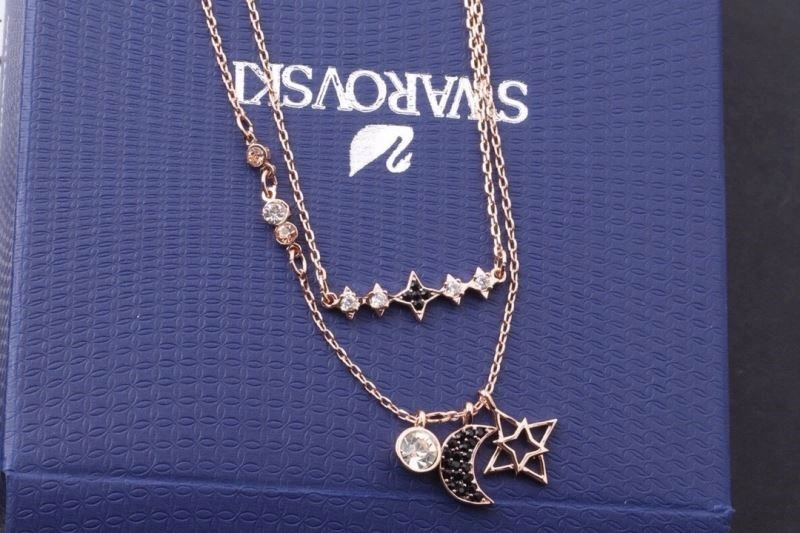 Precise copy Swarovski Necklaces