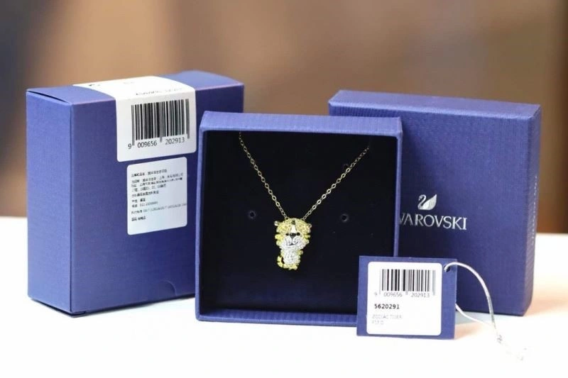 High fidelity Swarovski Necklaces