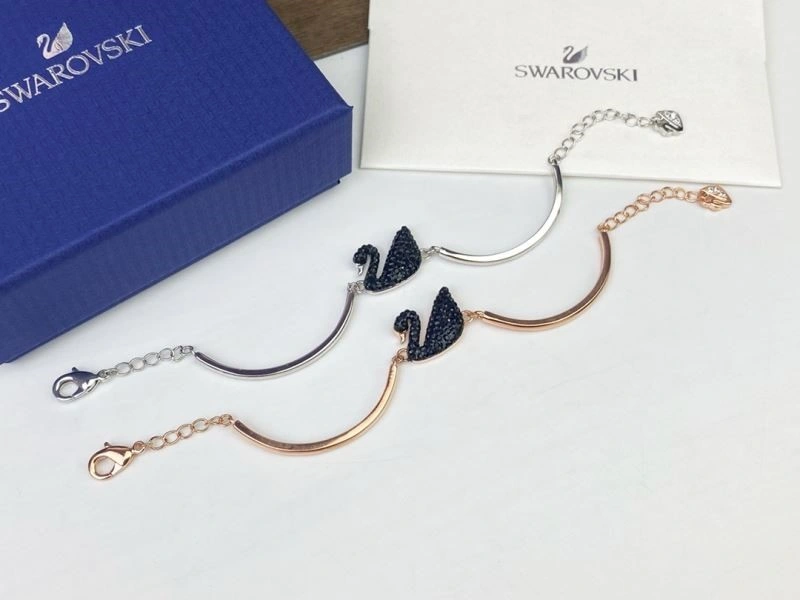 Discounted Swarovski Necklaces