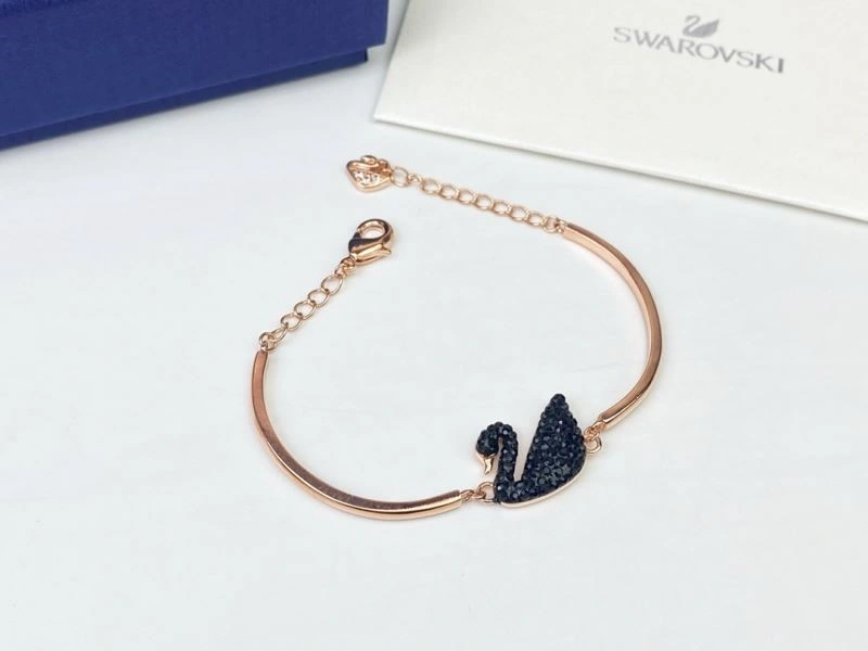 Discounted Swarovski Necklaces