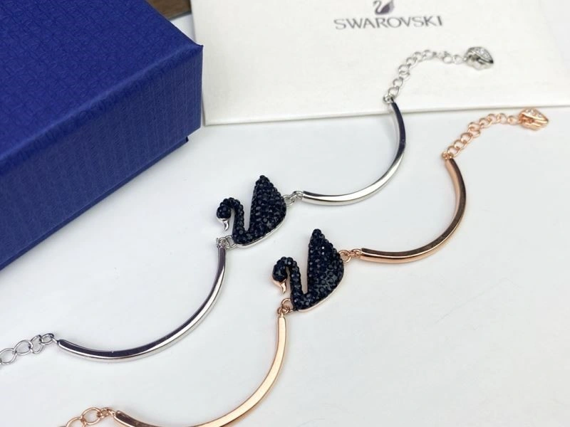 Discounted Swarovski Necklaces