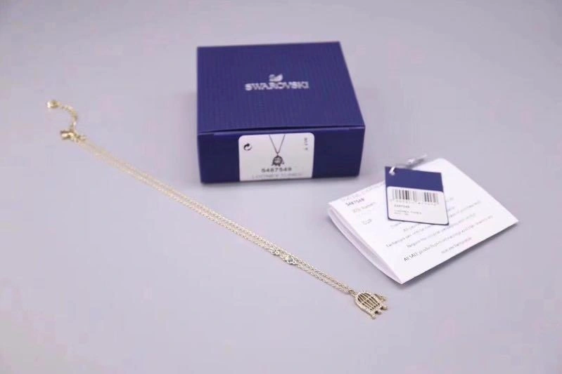 Low-cost Swarovski Necklaces