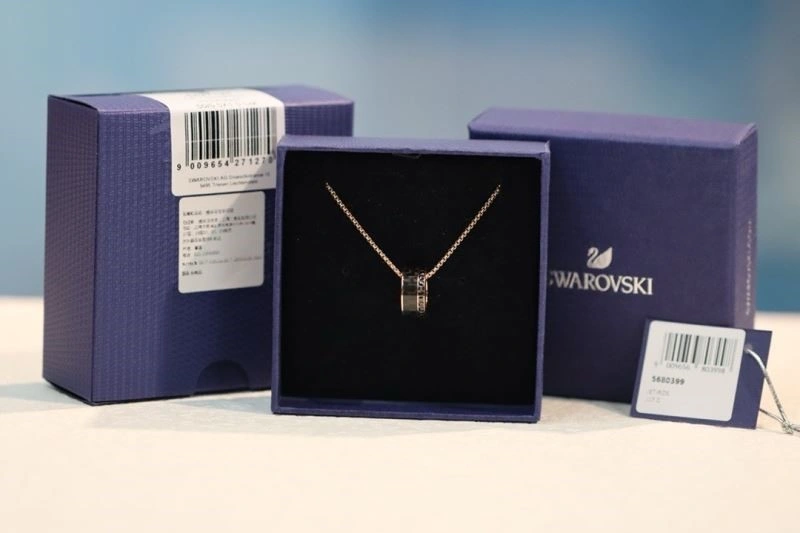 1:1 copy Swarovski Necklaces