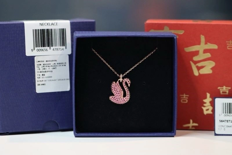 High fidelity Swarovski Necklaces