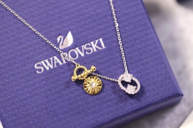 Inexpensive Swarovski Necklaces