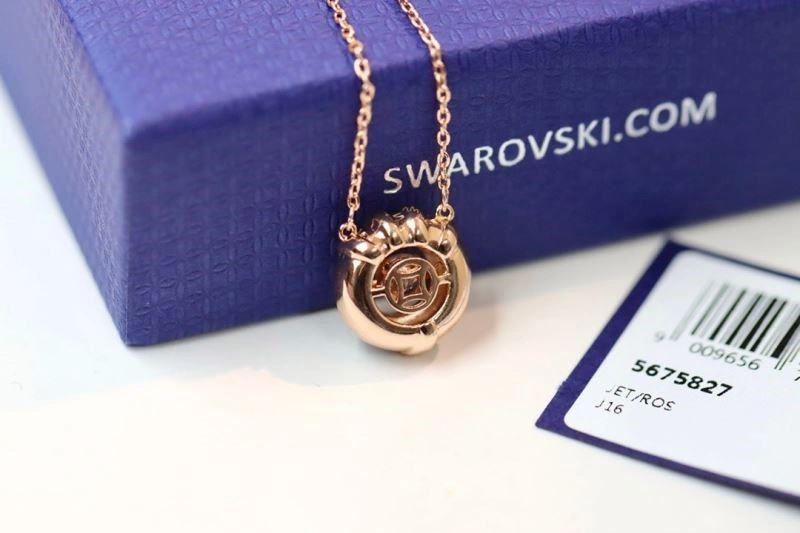 High accuracy Swarovski Necklaces