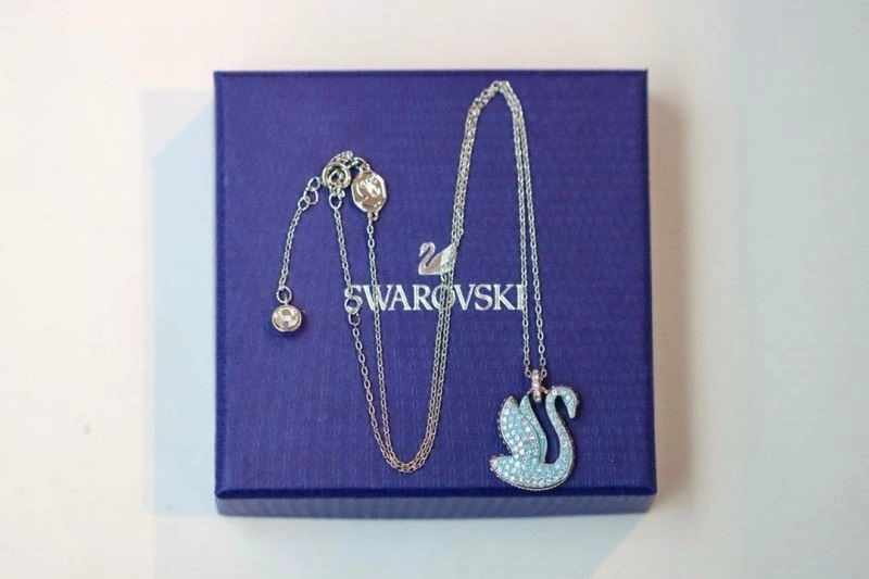 Discounted Swarovski Necklaces