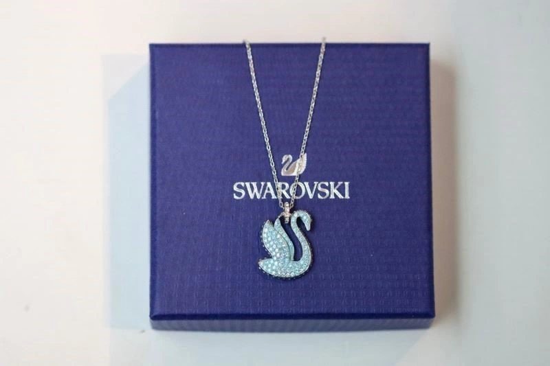 Discounted Swarovski Necklaces