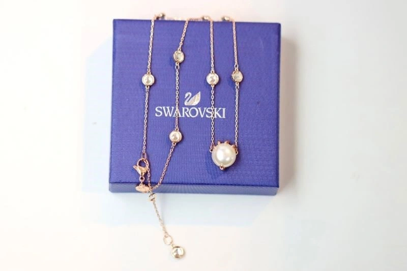 Cut-rate Swarovski Necklaces