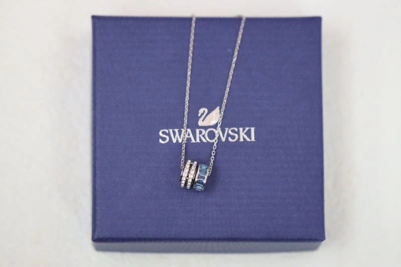 Factory-made Swarovski Necklaces