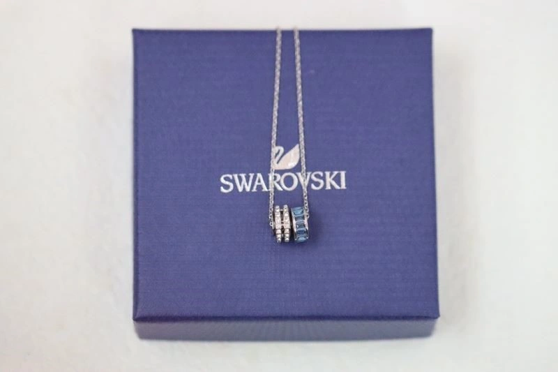 Factory-made Swarovski Necklaces