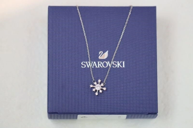 Top mirror Swarovski Necklaces