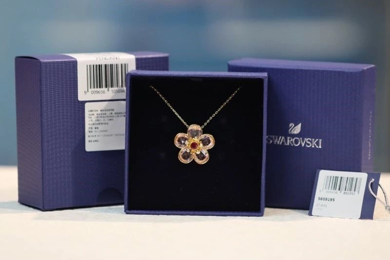 Economical Swarovski Necklaces