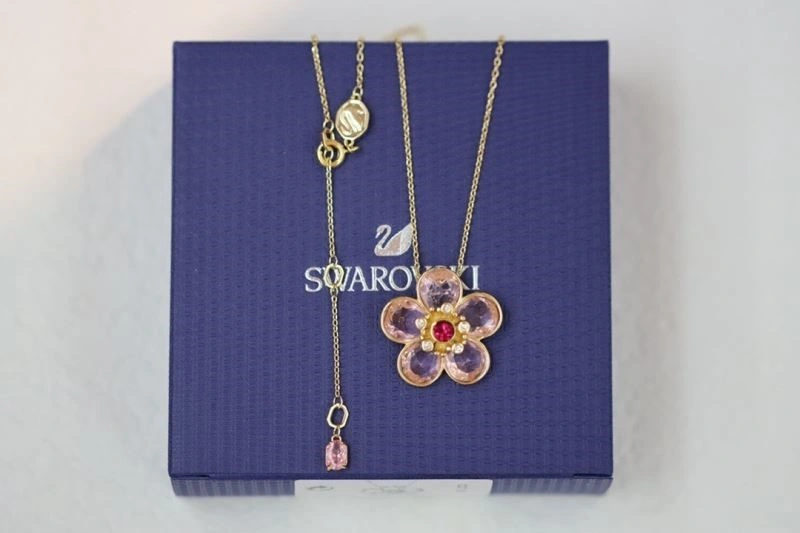 Economical Swarovski Necklaces