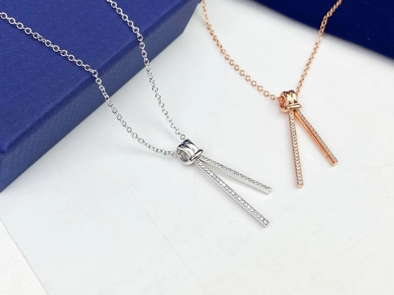 Accurate model Swarovski Necklaces