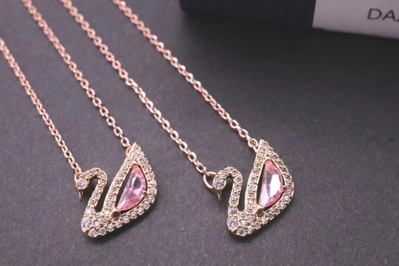 Low-cost Swarovski Necklaces