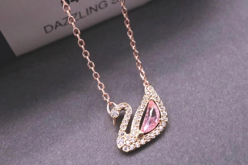Low-cost Swarovski Necklaces