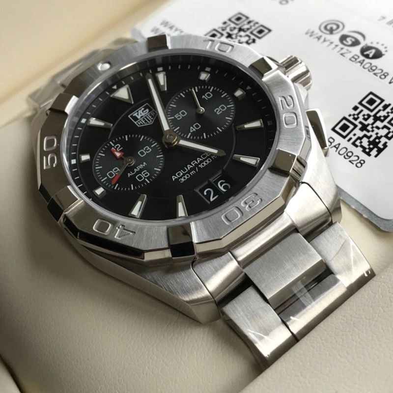 Top mirror TAG HEUER Watches