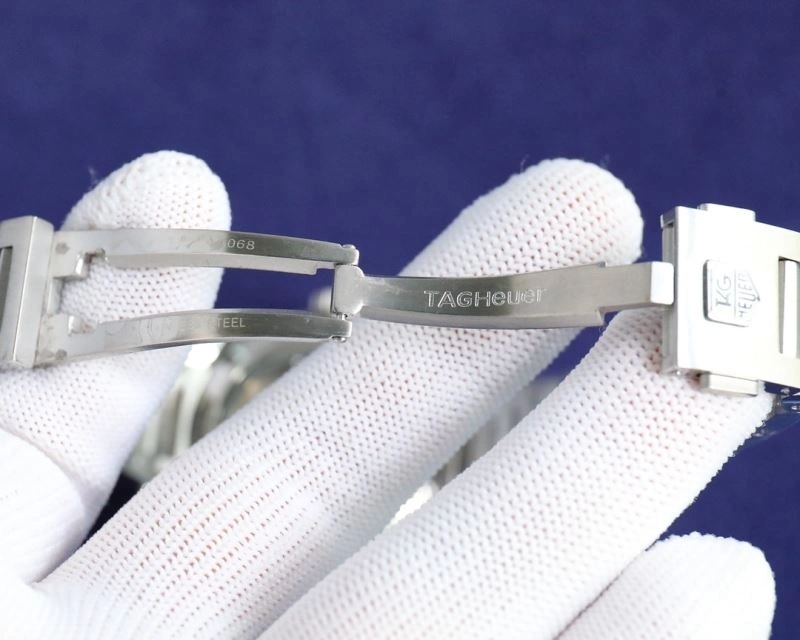 Brand-authenticated TAG HEUER Watches