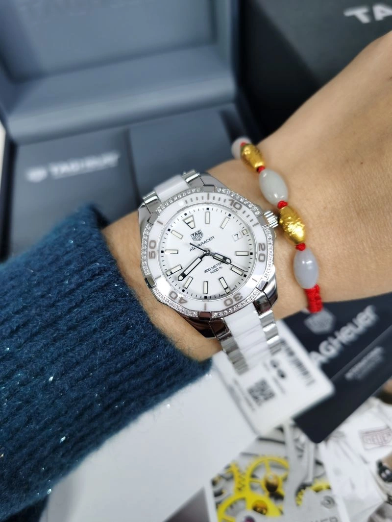 Top mirror TAG HEUER Watches