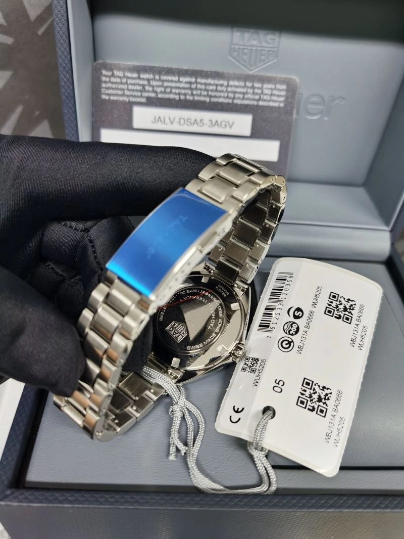 Indistinguishable TAG HEUER Watches