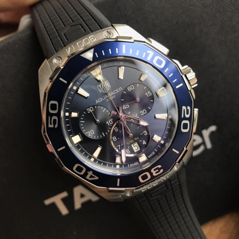 Top mirror TAG HEUER Watches