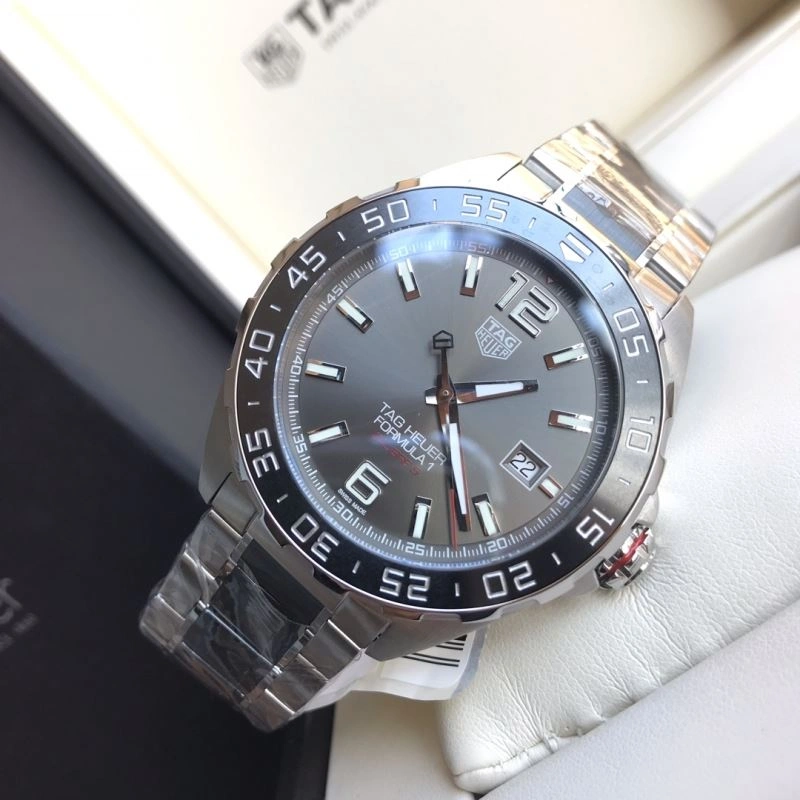 Brand-authenticated TAG HEUER Watches