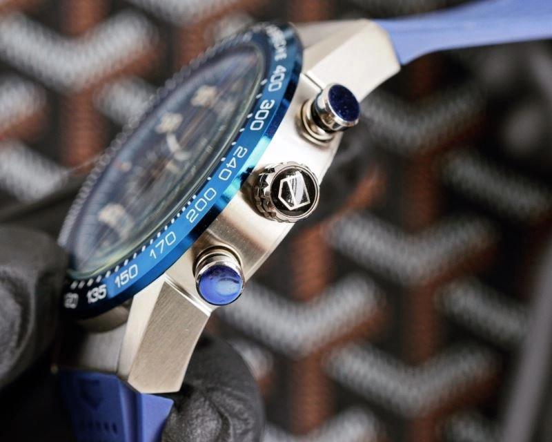 Indistinguishable TAG HEUER Watches