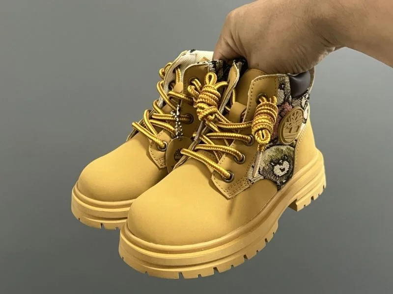 Exact replica TIMBERLAND SHOES