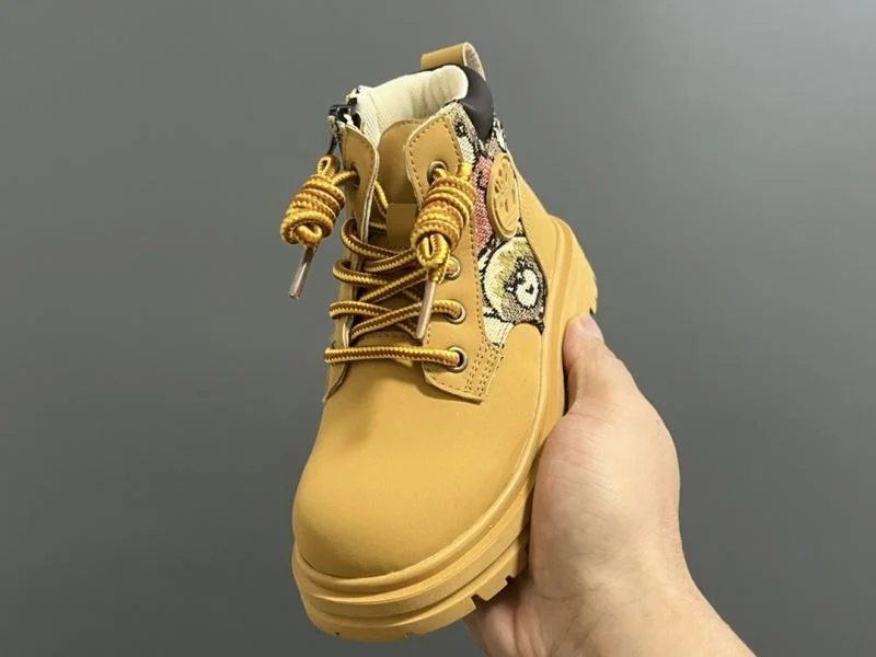 Exact replica TIMBERLAND SHOES