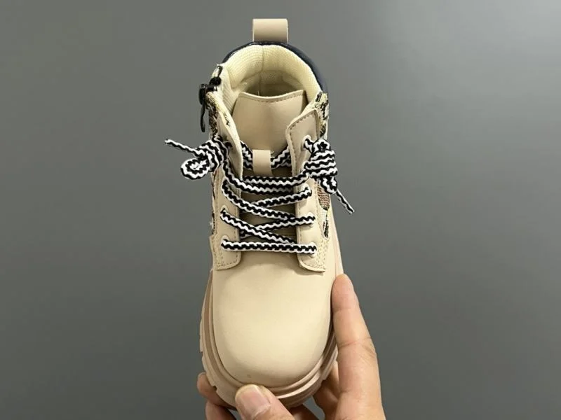 Accurate model TIMBERLAND SHOES