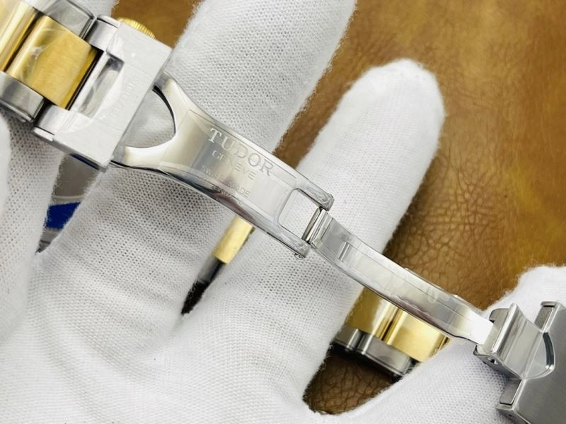 Exact replica TUDOR Watches