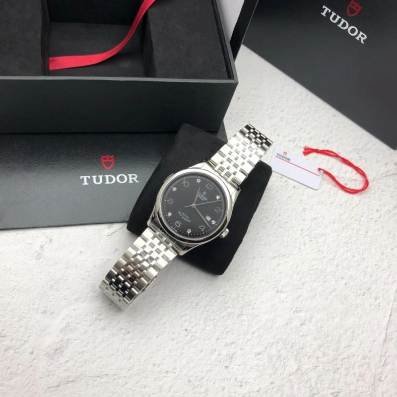Top mirror TUDOR Watches