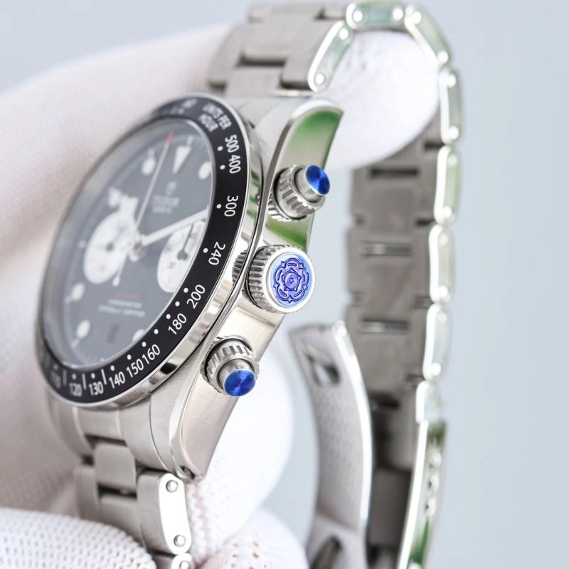 Top mirror TUDOR Watches