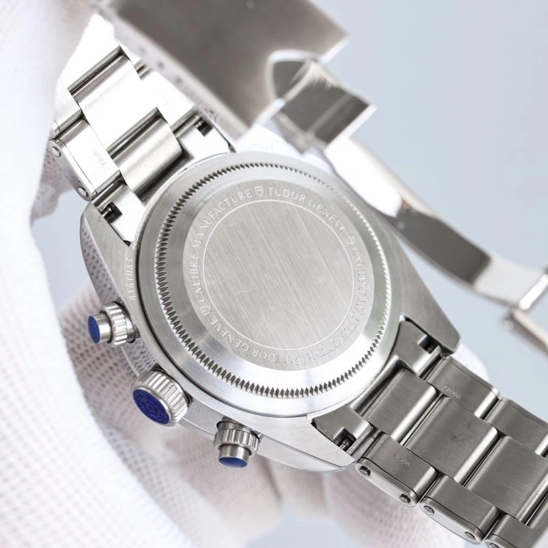 Top mirror TUDOR Watches