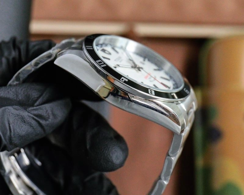 Indistinguishable TUDOR Watches