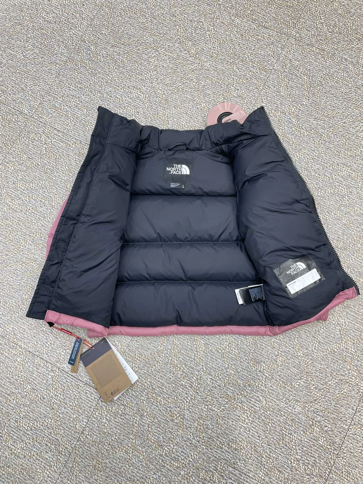 High accuracy The North Face Down Jackets