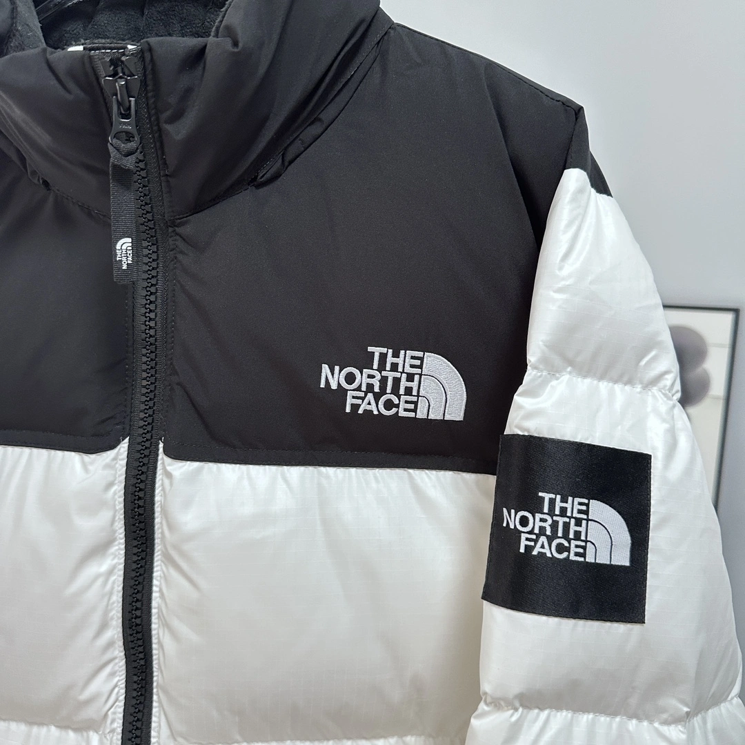 Top mirror The North Face Down Jackets