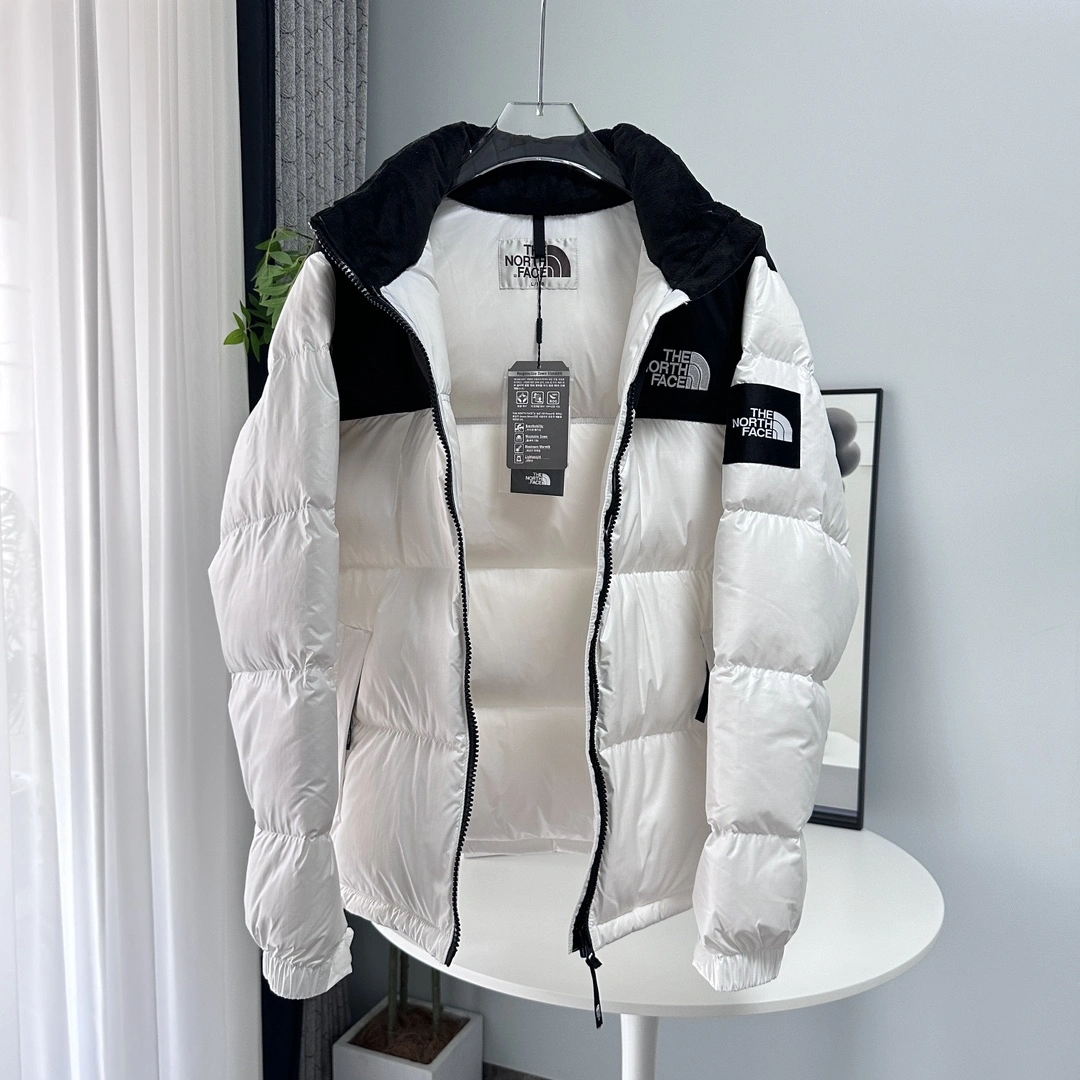 Top mirror The North Face Down Jackets