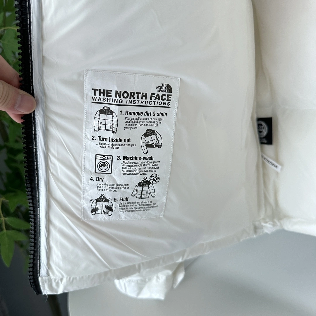 Top mirror The North Face Down Jackets
